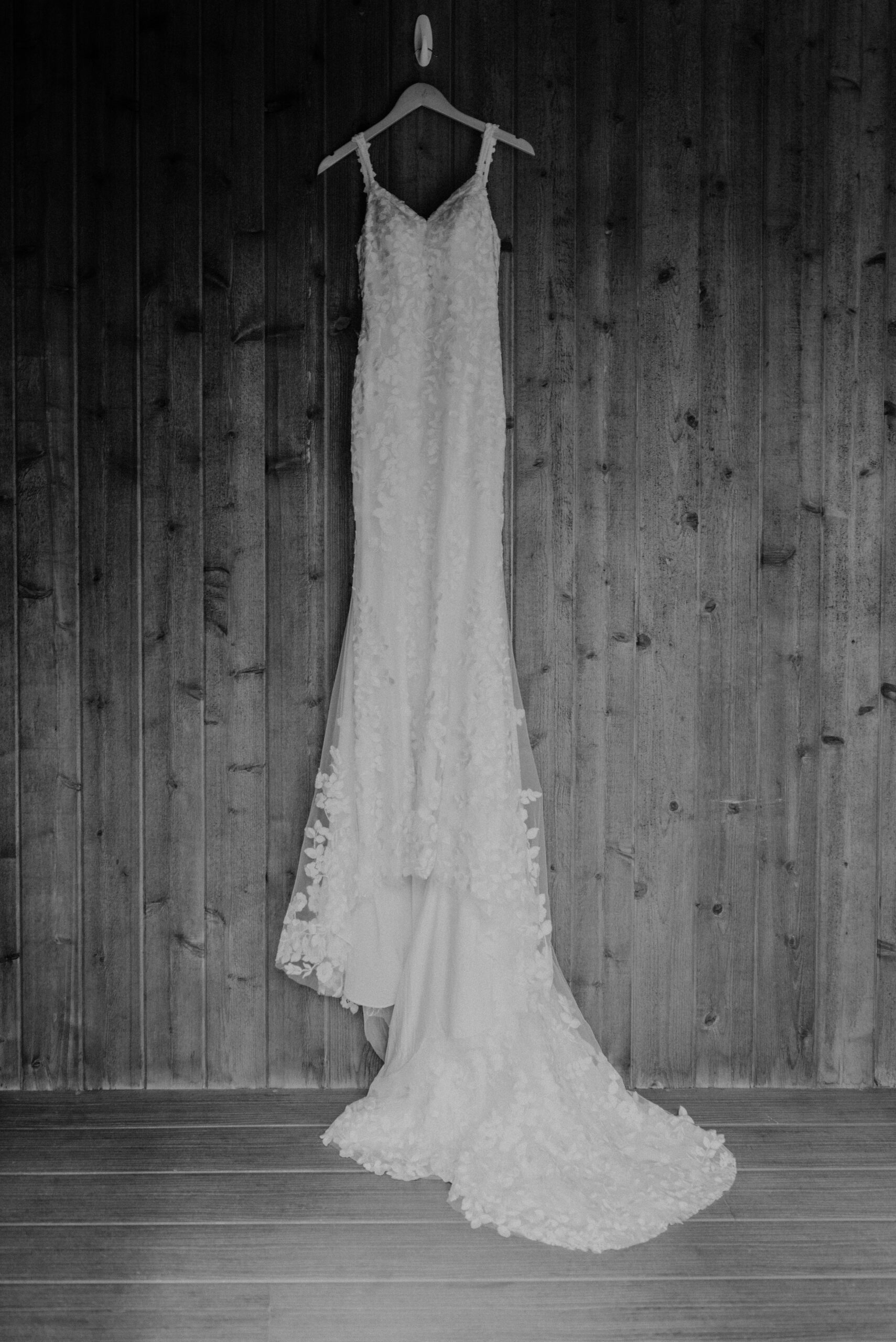 Perry County Lodge Wedding| Mahlon & Rosie - marybphotos.com